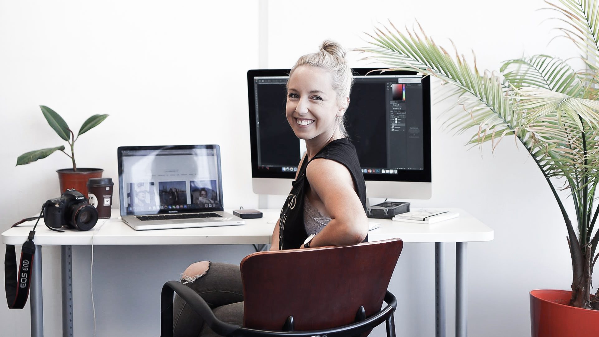 What's on My Desk: Allie Beckwith - Huddle.Today